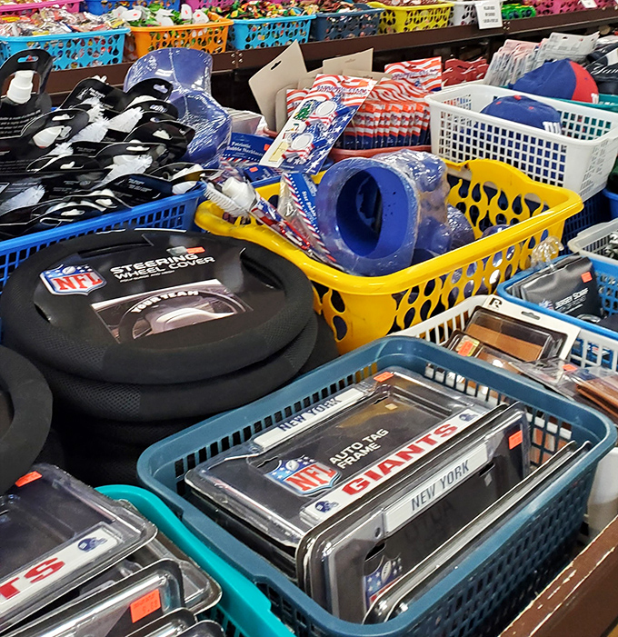Sports fan paradise! From steering wheel covers to team merchandise, show your allegiance to the Giants without giant prices.