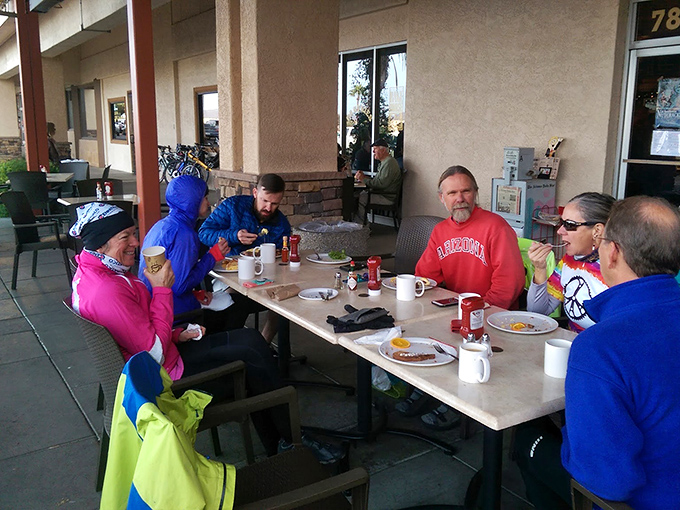 The outdoor patio: where cycling enthusiasts and Arizona retirees come together in mutual appreciation of carbohydrates and sunshine.