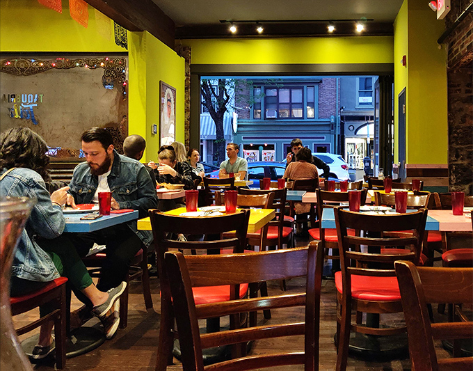 The best restaurants have that perfect buzz of conversation&mdash;the sound of people collectively realizing they've made an excellent dining decision.