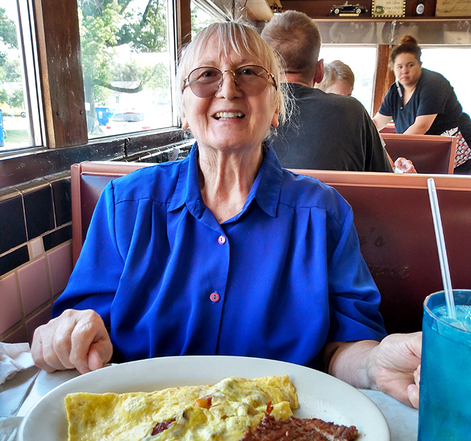 The diner experience is about the people as much as the food&mdash;where conversations flow as freely as the coffee refills.