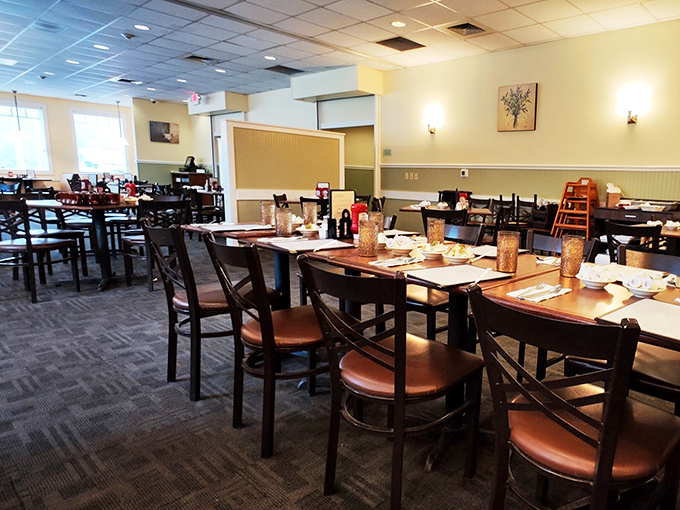 The dining room hums with contentment &ndash; that special sound of people enjoying really good food together.