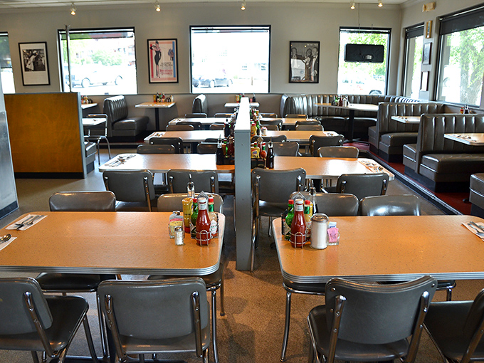 The dining area balances nostalgia and comfort like a perfectly toasted bagel&mdash;familiar yet somehow exciting every time.