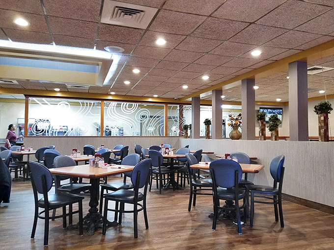 The dining room's clean, spacious layout offers the perfect backdrop for the real star&mdash;whatever's about to arrive on your plate.