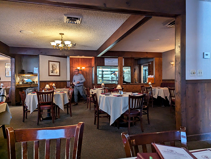 Simple elegance defines the space where countless celebrations and first dates have unfolded. Those wooden beams have witnessed more food epiphanies than they can count.