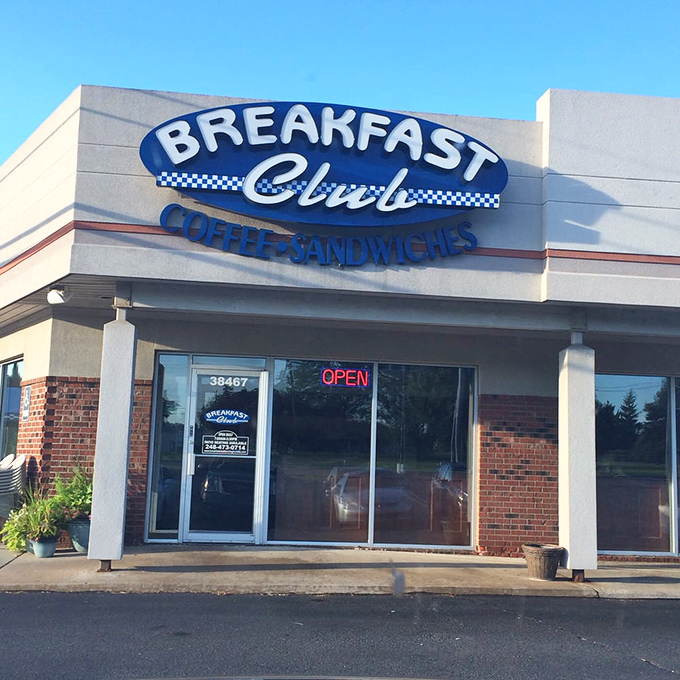 The "OPEN" sign glows like a beacon of hope for the hungry. Those hours&mdash;7 to 2&mdash;mark the sweet spot of breakfast possibility.