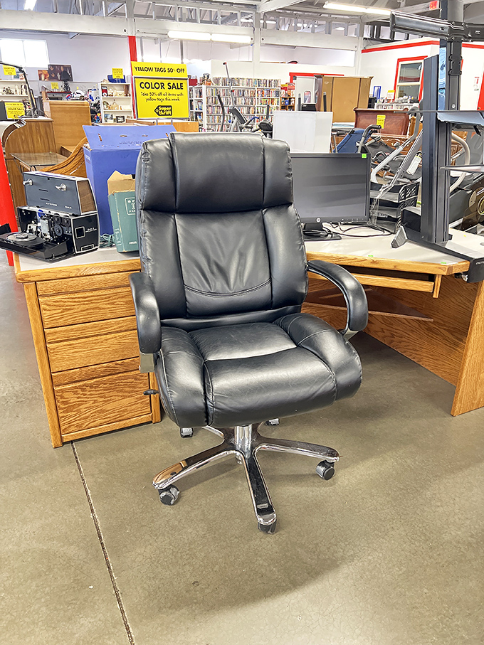 This executive office chair and oak desk combo could transform your work-from-home setup from mundane to magnificent.