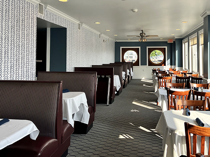 Booths lined up like patient fishing boats, waiting to cradle diners through their seafood adventures.