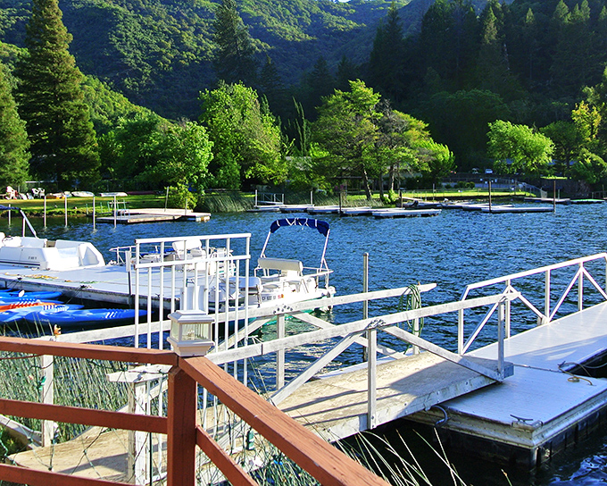 Clear Lake's northern shore offers boat slips and blue waters that make even non-sailors contemplate the nautical life.