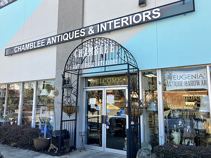 Welcome signs and blue trim mark your arrival at antique heaven - where serious collectors come to play.
