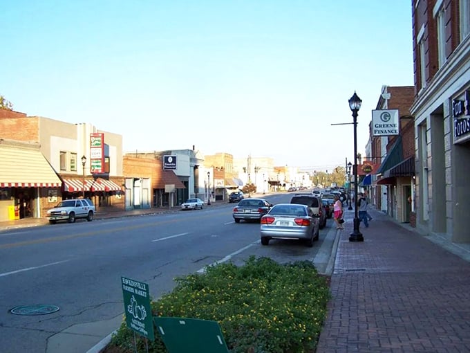Main Street stretches out with the kind of small-town appeal that makes budgets smile.