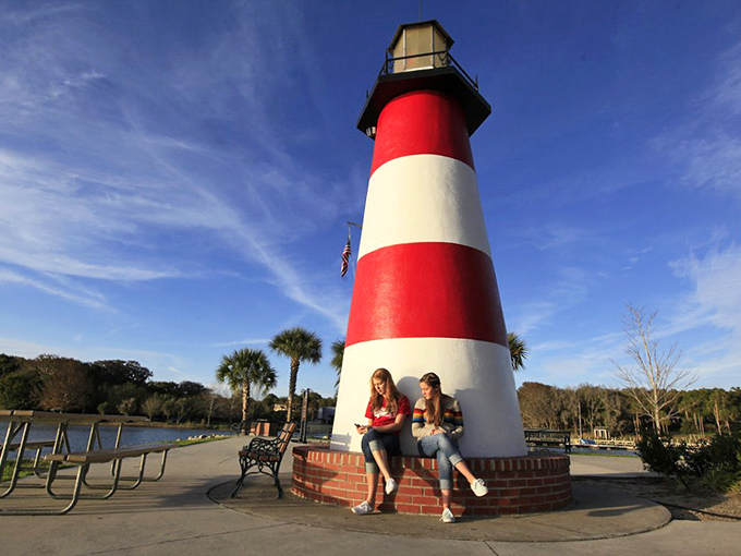 Mount Dora's inland lighthouse: proof that Floridians will build anything anywhere, geography be darned.