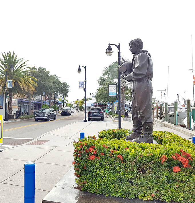 Tarpon Springs' waterfront statue honors the Greek sponge divers who created this Mediterranean slice of Florida.