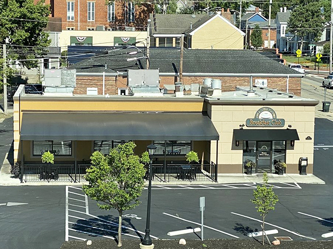 The Breakfast Club's modern exterior promises fresh takes on morning classics that'll make your day brighter.