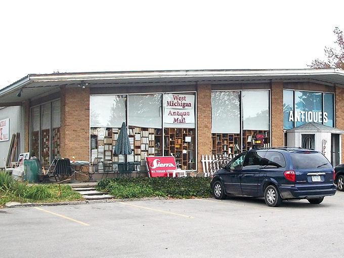 Sprawling antique malls like this prove Michigan takes its vintage shopping very seriously indeed.