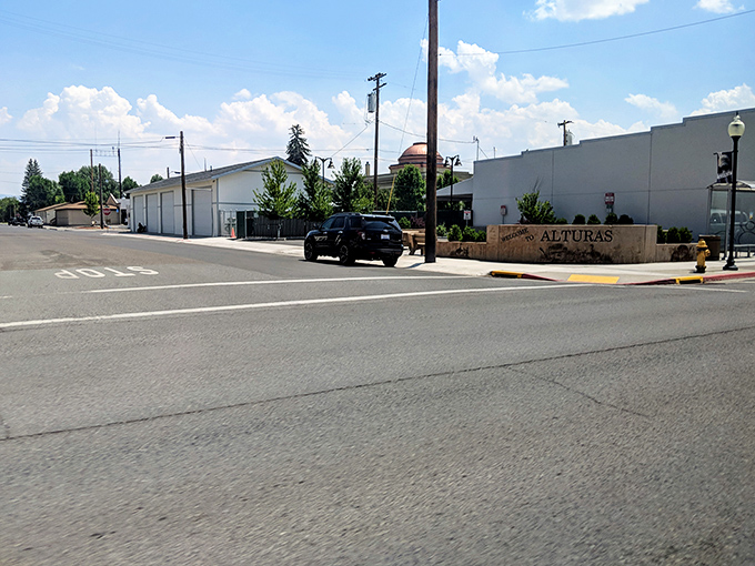 Frontier living with modern conveniences and prices that won't send you back east.