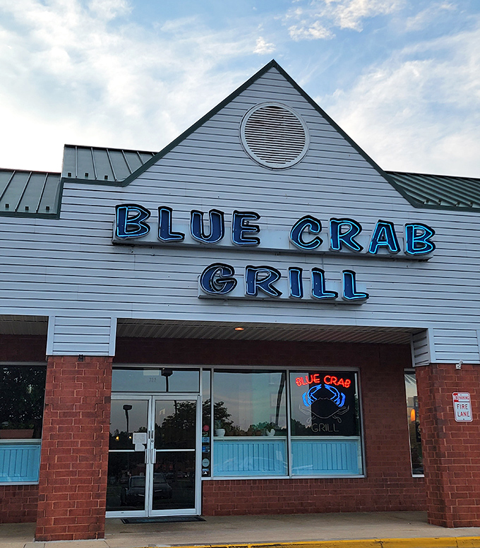 Clean lines and bold lettering announce serious seafood business with suburban style and grace.