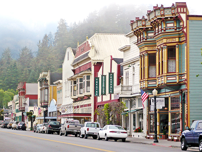 Fortuna's misty morning transforms ordinary buildings into mysterious characters from a Stephen King novel&mdash;minus the scary parts!