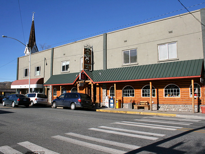 Log cabin charm brings authentic frontier spirit to life without any Hollywood special effects needed.