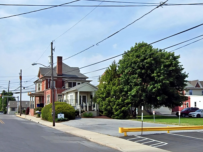 Red brick buildings line New Holland's streets, where small-town America and industrial history blend seamlessly together.