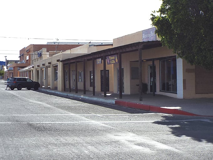 The Cocktail Lounge sign promises good times in this river town where retirement feels like vacation.