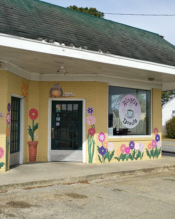 That cheerful exterior with folk art touches proves the best donuts come from the heart.