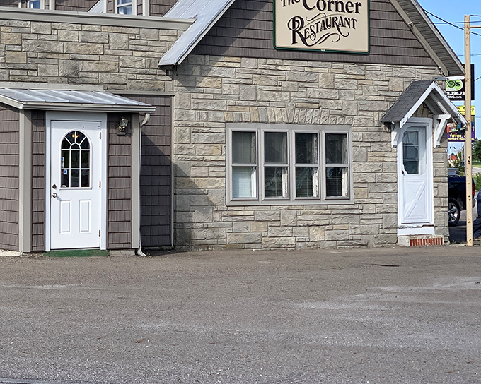 This charming stone building has witnessed decades of first dates, family celebrations, and farmers comparing crop notes over coffee.