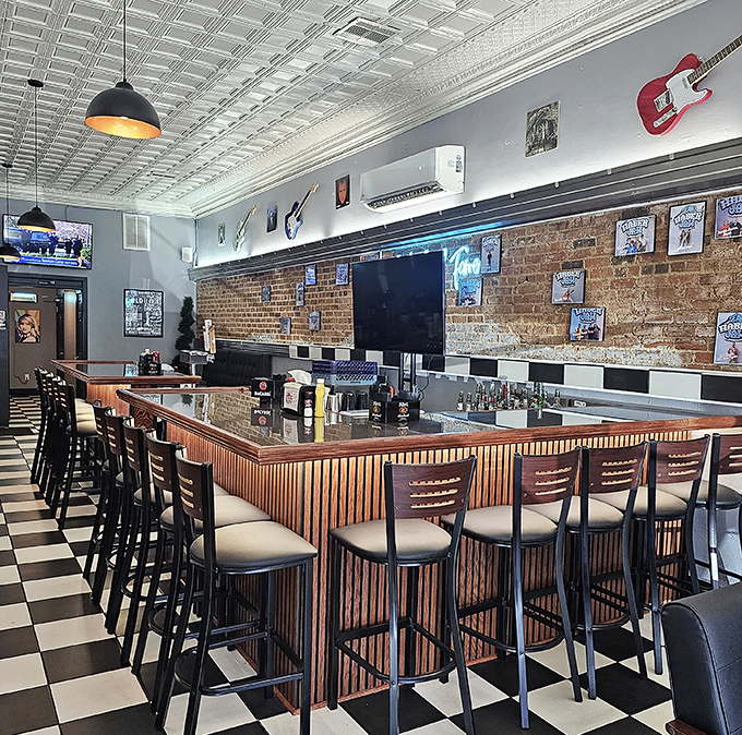 The counter seating offers a front-row view to short-order magic, where breakfast dreams come true on a well-seasoned grill.