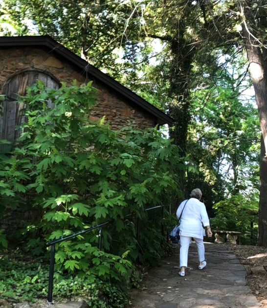 this cozy restaurant in south carolina will serve you the best key lime pie of your life