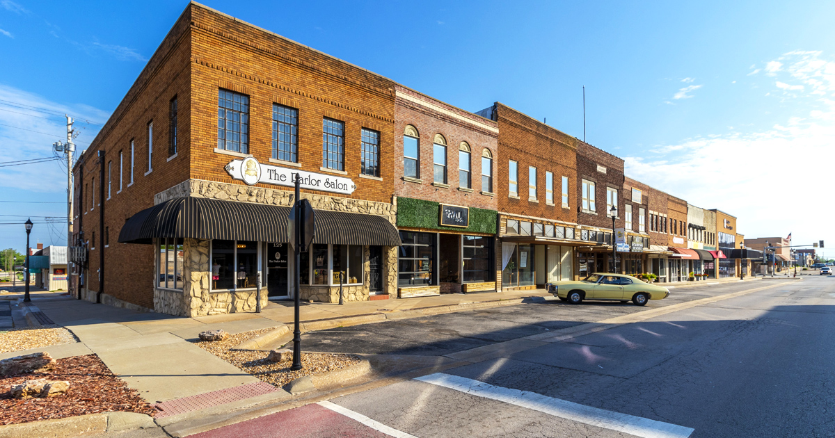 10 Charming Small Towns In Missouri That Are Affordable, Peaceful, And