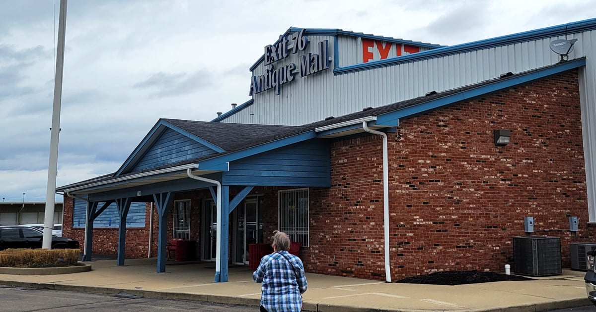 9 Massive Antique Stores In Indiana Where You Can Shop All Day For Just $47