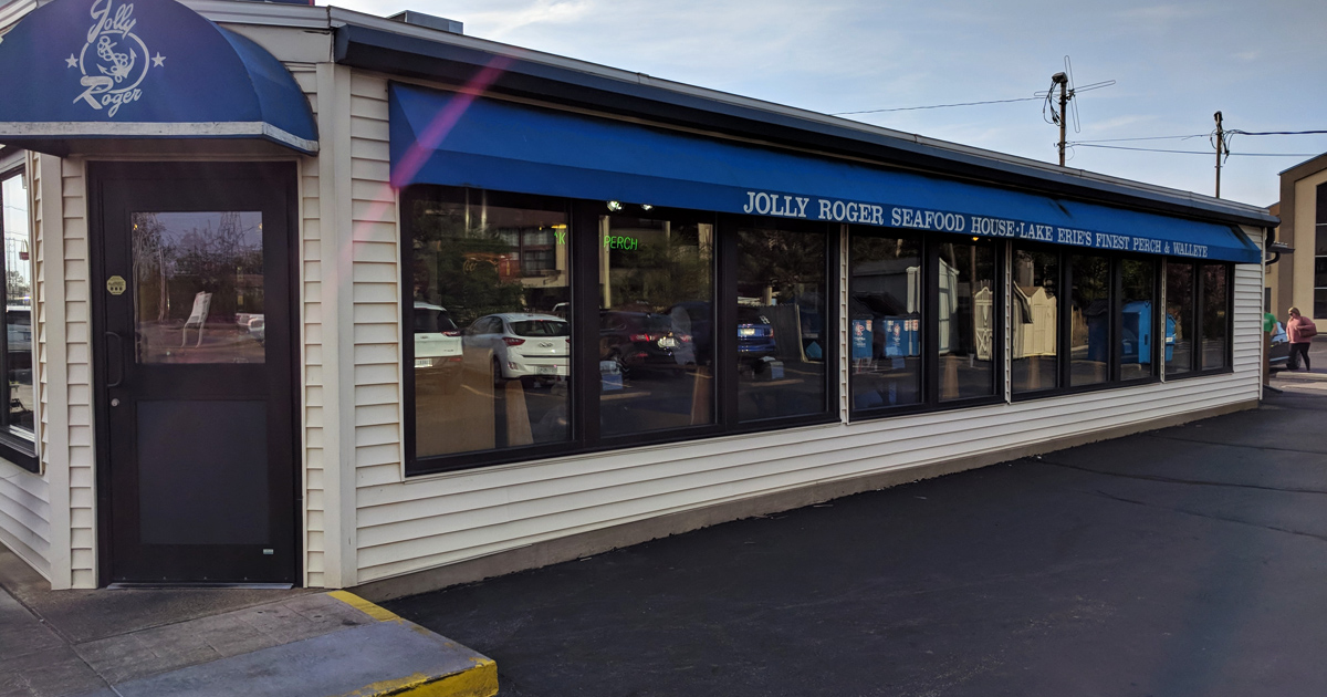 The Walleye At This Seafood Shack In Ohio Is So Good, It’s Worth The ...