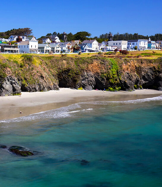 california coastal town lifestyle ftr