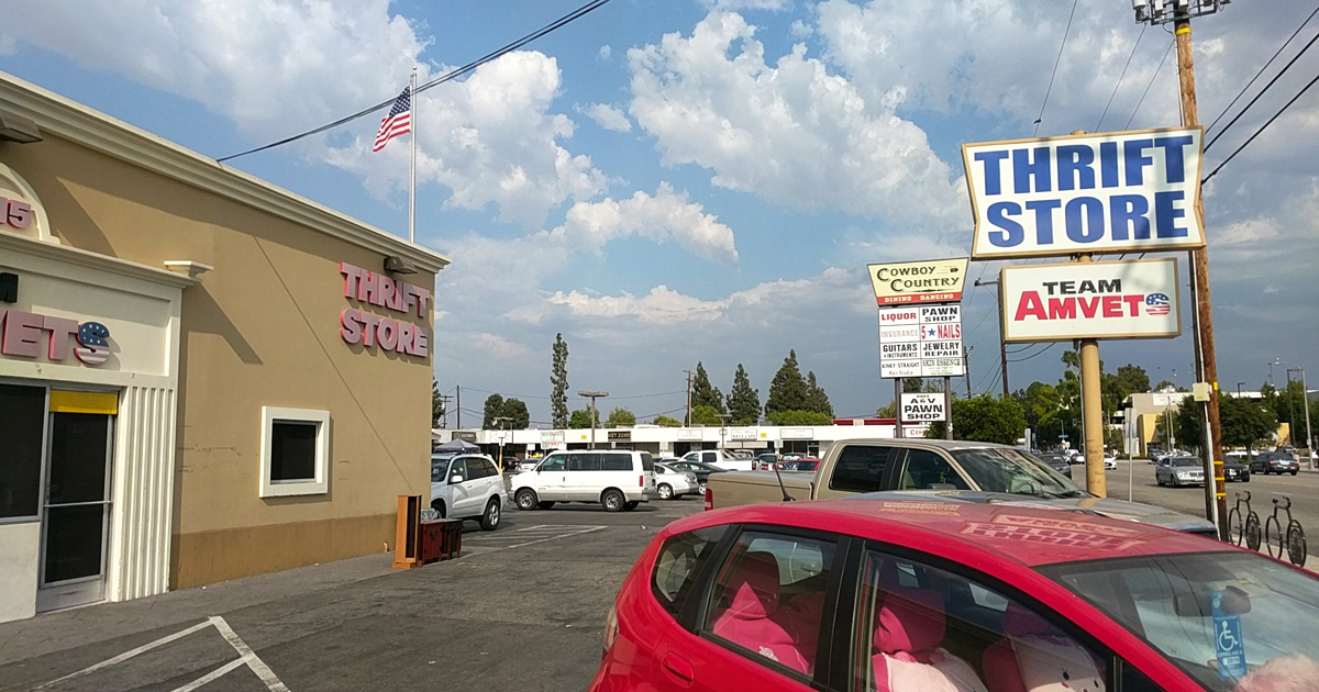The Massive Thrift Store In California That’s Too Good To Pass Up