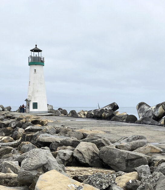 california pacific shore lighthouse ftr