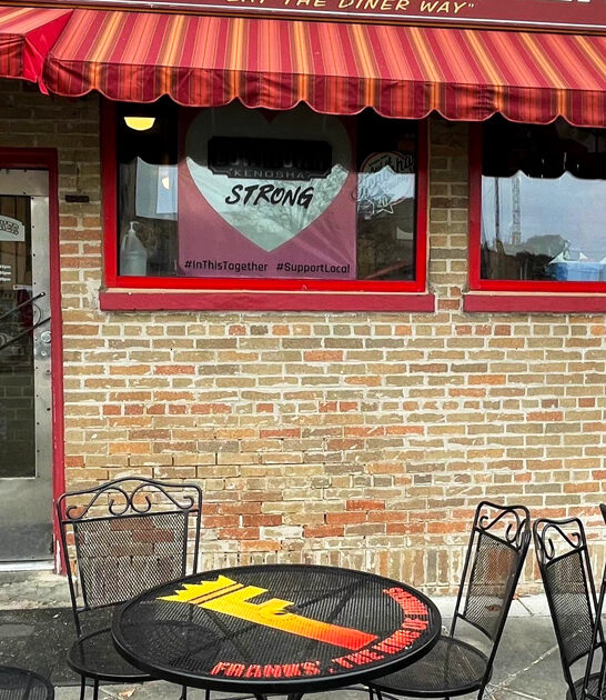 cinnamon roll diner wisconsin FTR