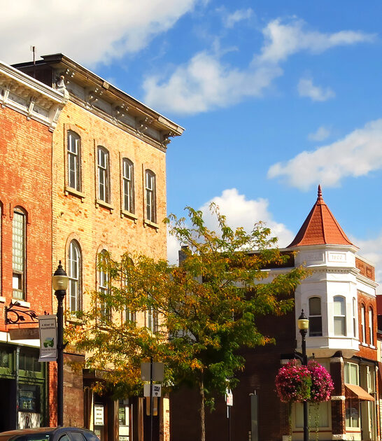 comfortable retirement wisconsin towns ftr