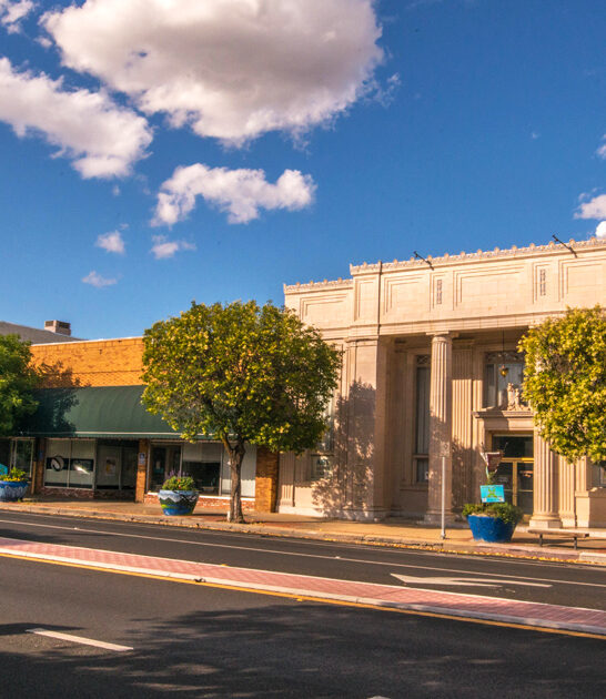 comfortably scenic town california ftr