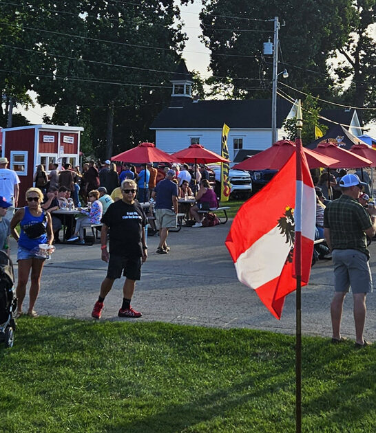 enormous flea wisconsin day ftr