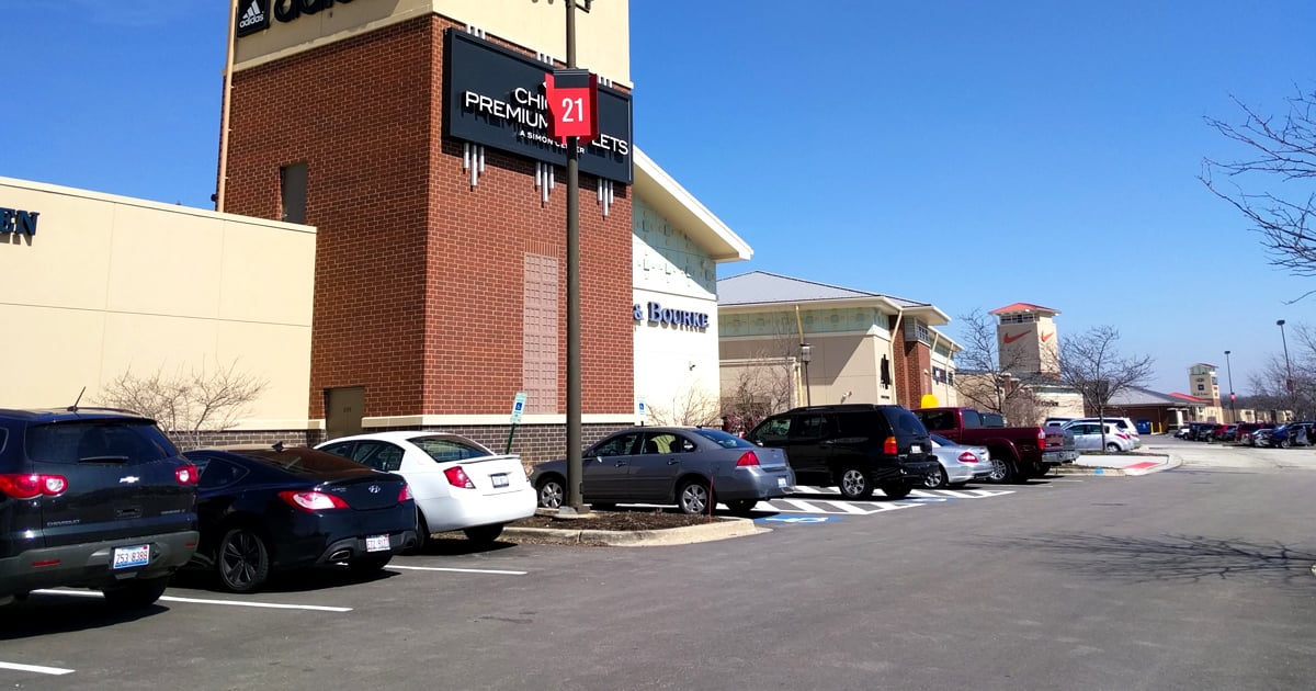 6 Enormous Outlet Malls In Illinois That Are Absolutely Worth The Drive