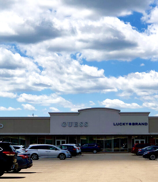 famous outlet mall wisconsin ftr