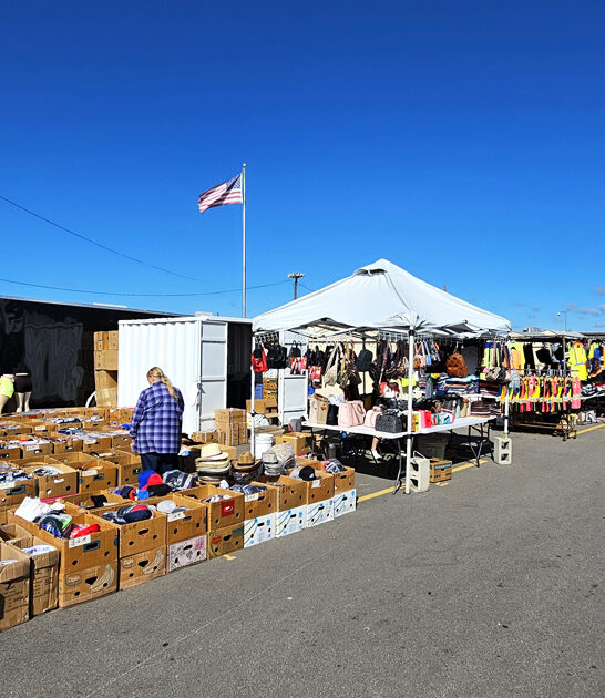 flea markets gigantic wisconsin FTR