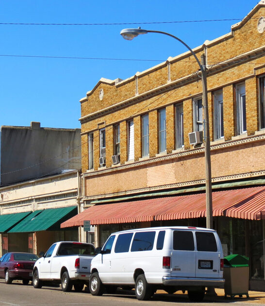 friendly community missouri towns ftr