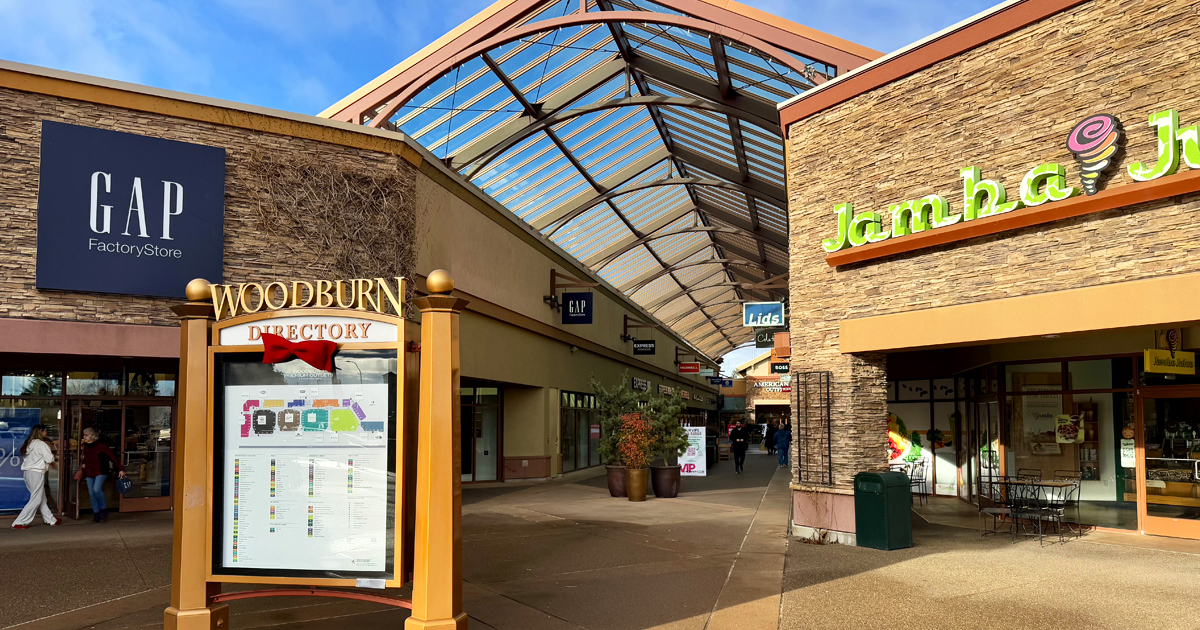 The Gigantic Outlet Mall In Oregon Where You Can Shop All Day For Just $50