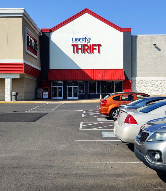 gigantic pennsylvania store thrift ftr