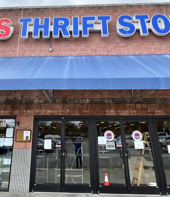 gigantic secondhan thrift stores ftr
