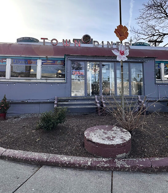 hidden massachusetts dining wonder ftr