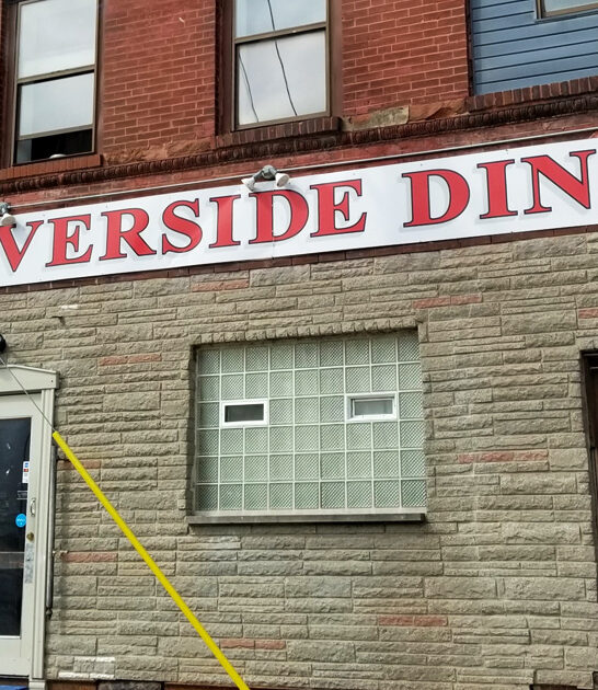 hole wall diners missouri ftr