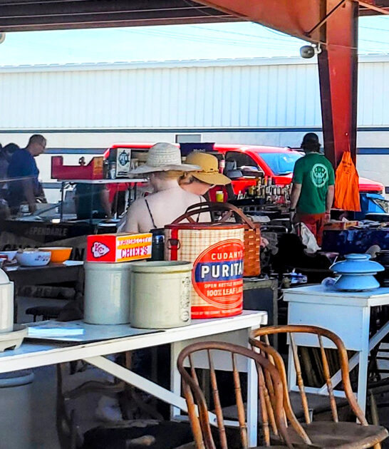 illinois gigantic flea markets ftr