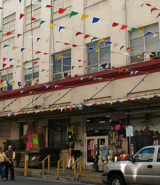 largest consignment shop oregon ftr