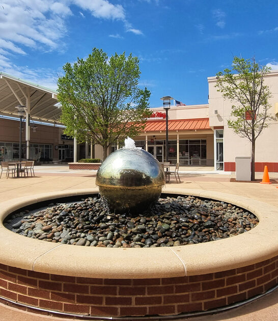 largest outlet mall illinois ftr
